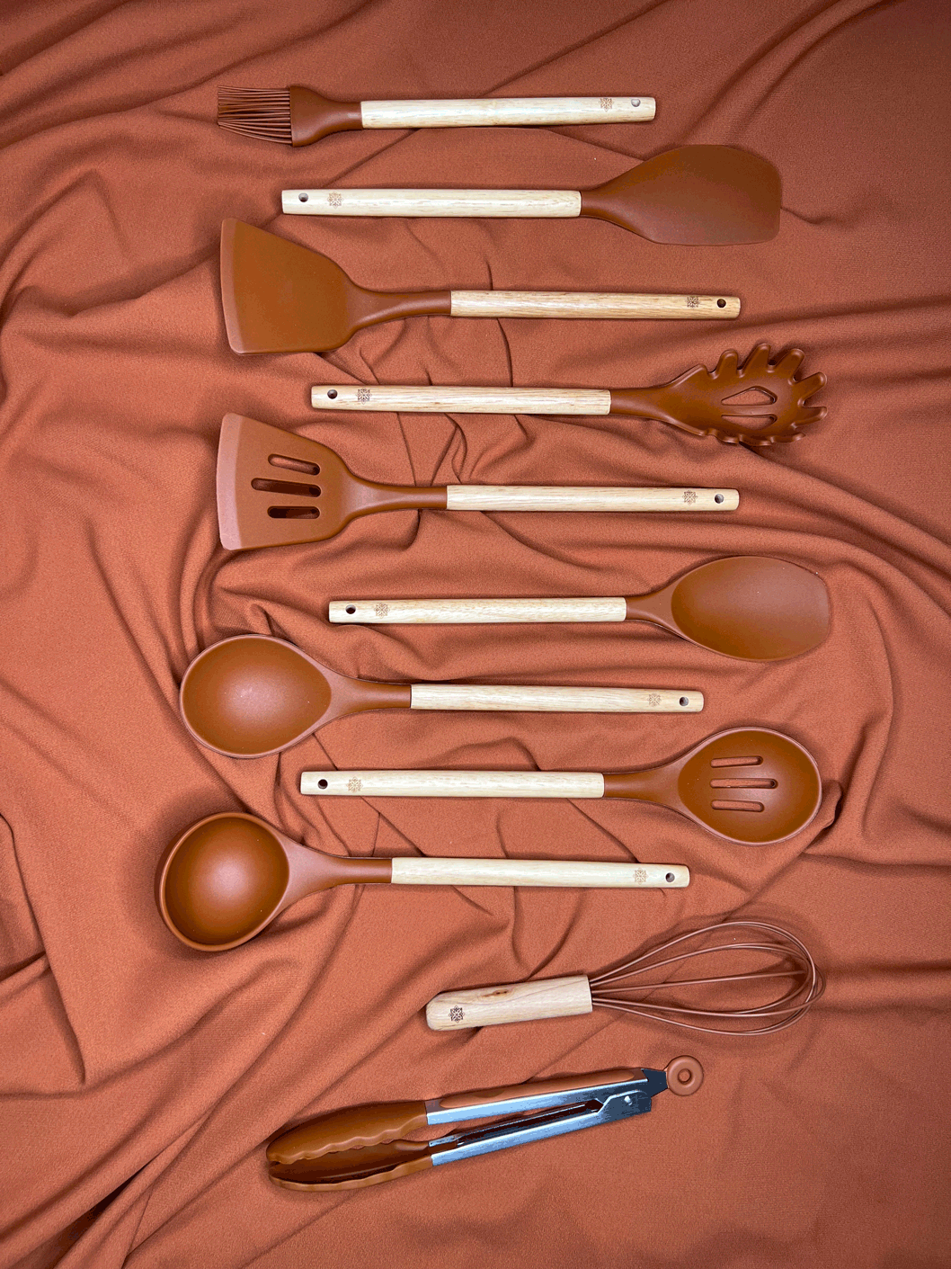 Terracotta: Mi Pedacito de México Barro 12-Piece Utensil & Holder Set ...